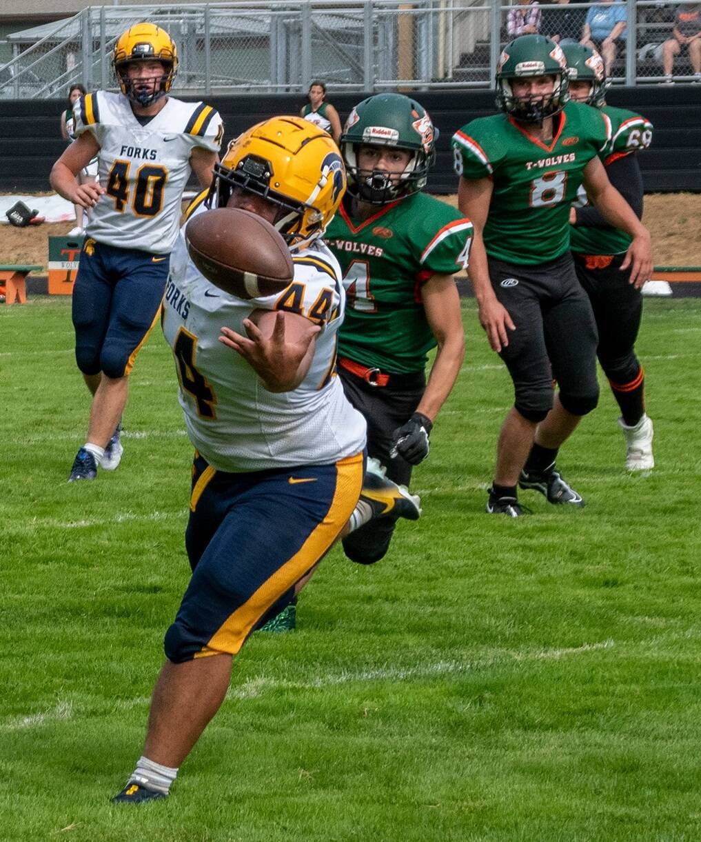 Morton-White Pass 24, Forks 13 | Forks Forum