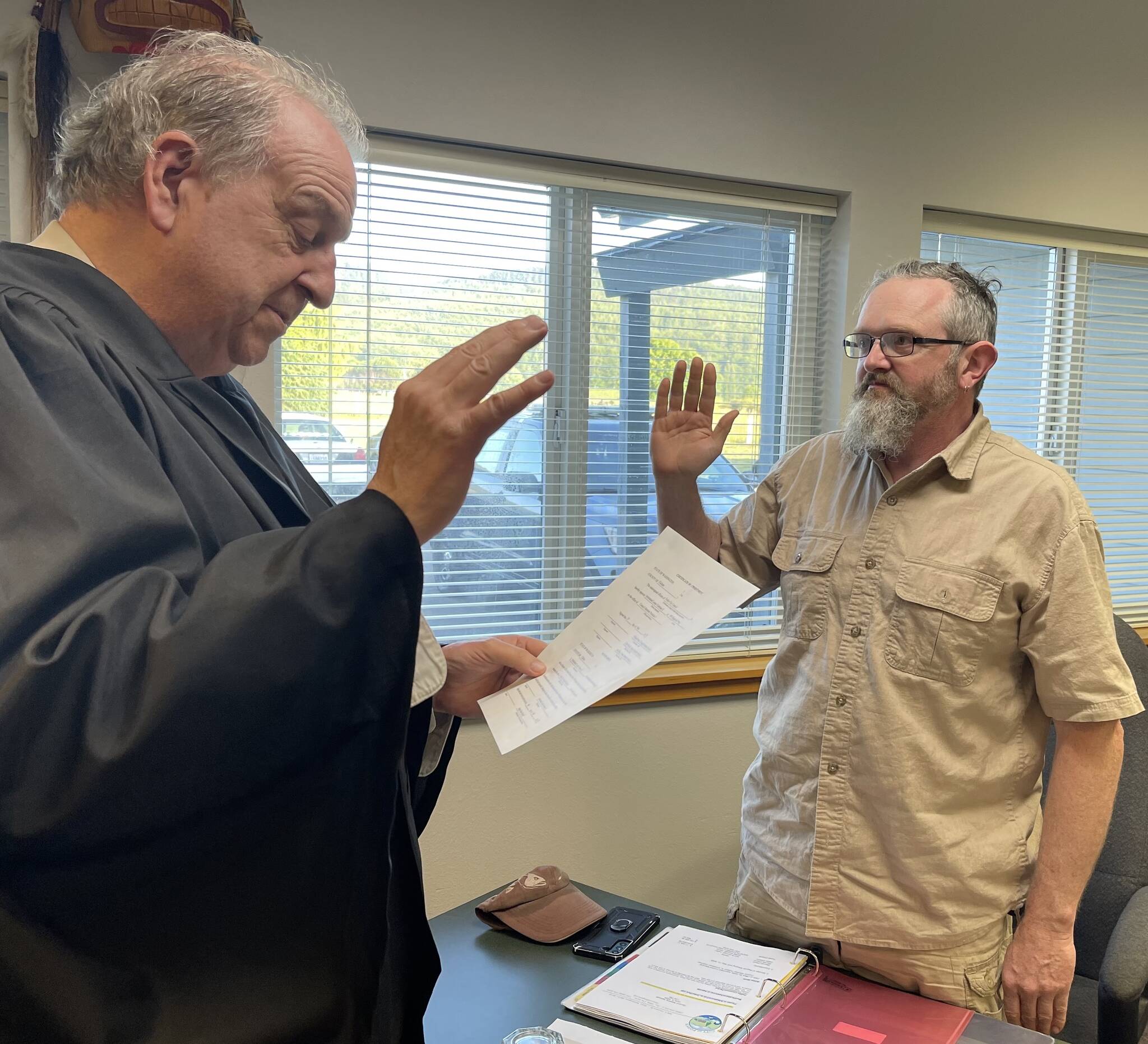 Forks City Council Welcomes New Member, Hears Concerns Over 5G Tower ...